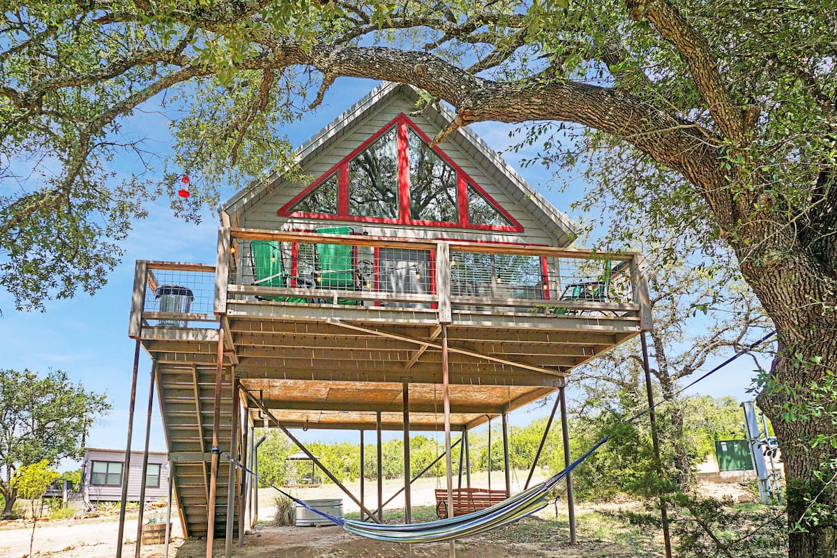 12 Best Treehouses Rentals Near Austin Texas Treehouse Trippers